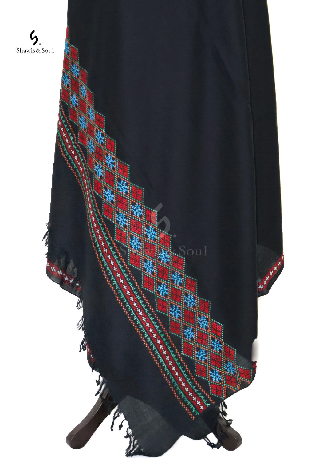 Classic Wool Shawls 2025 | Everyday Elegance | Shawls & Soul